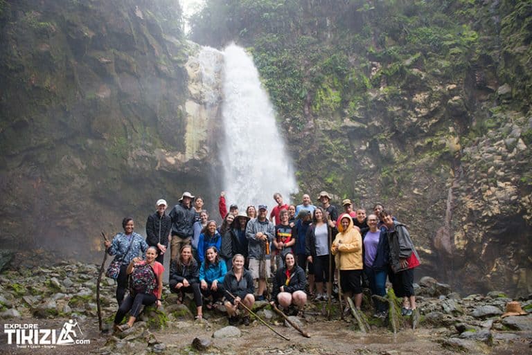 How to visit Rio Agrio Waterfall at Bajos del Toro Cloud Forest ...